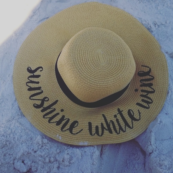 Accessories | Floppy Beach Hat | Poshmark
